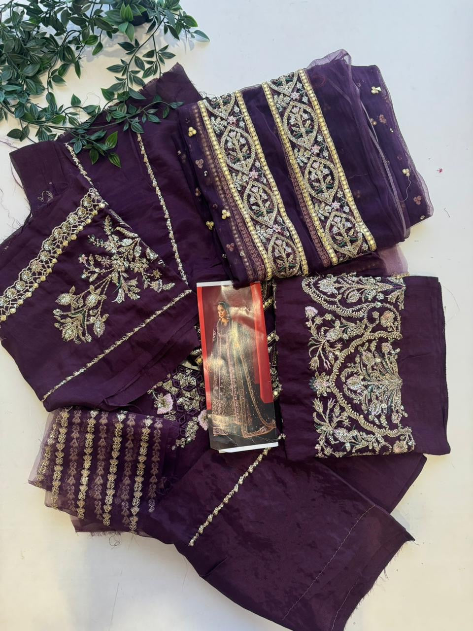 Afrozeh Premium Luxe Unstitched Suit-5 – Pehnava Lawns