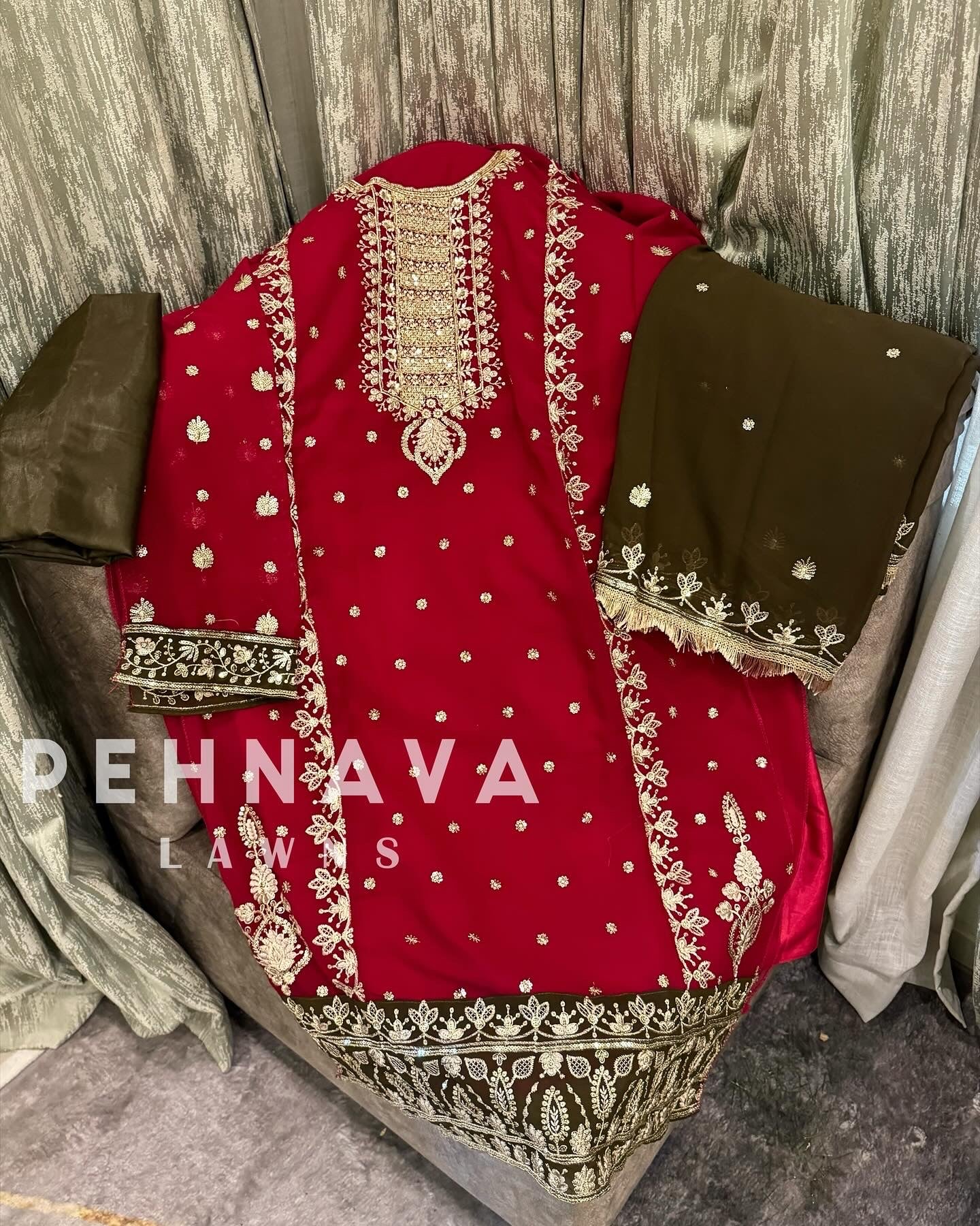 Pure chiffon embroidered party wear -gulabi color – Pehnava Lawns