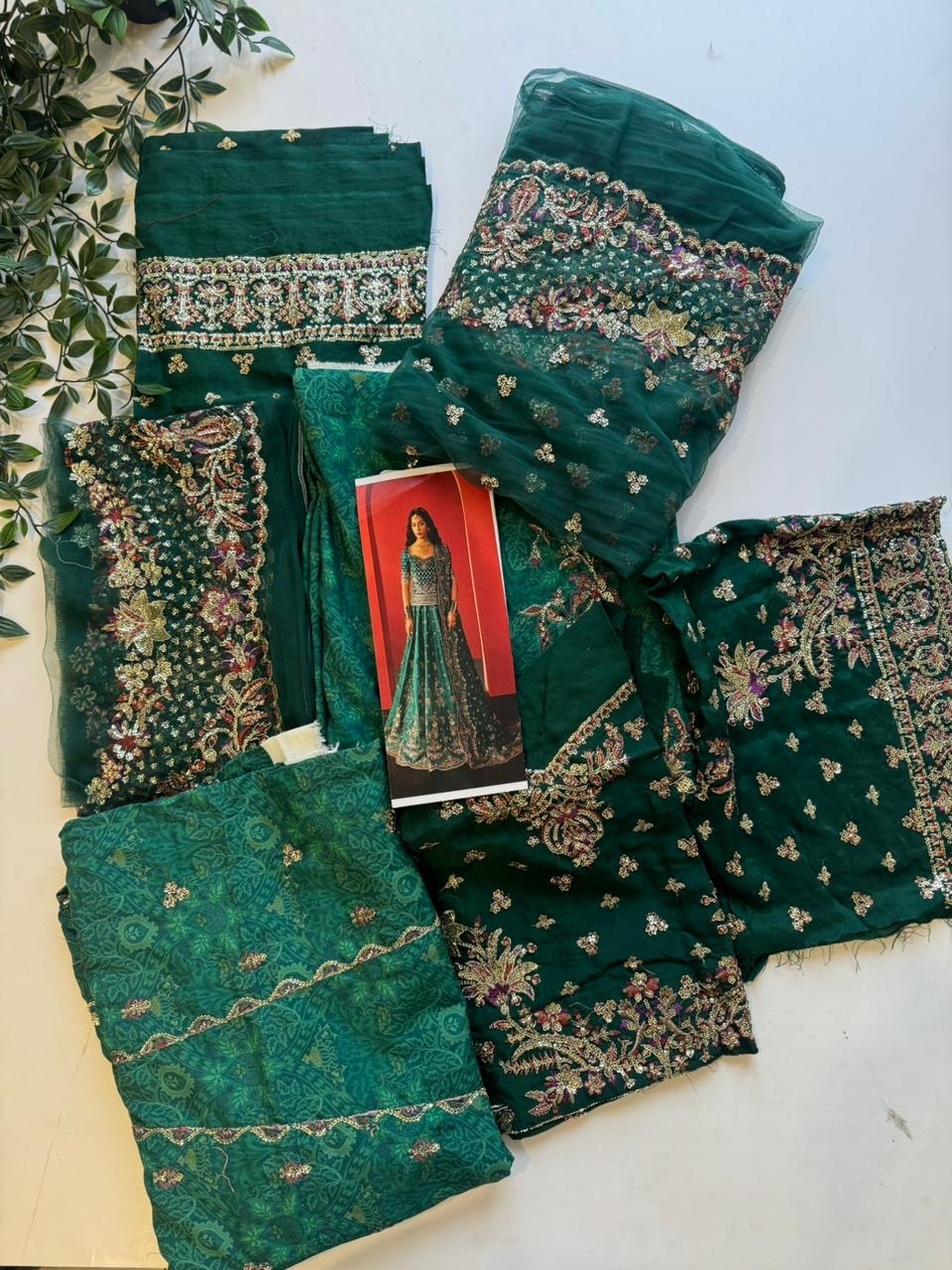 Afrozeh Premium Luxe Unstitched Suit-7 – Pehnava Lawns